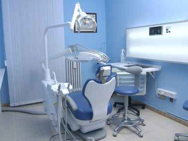 Studio Dentistico - Alessandro Vacca a Bari